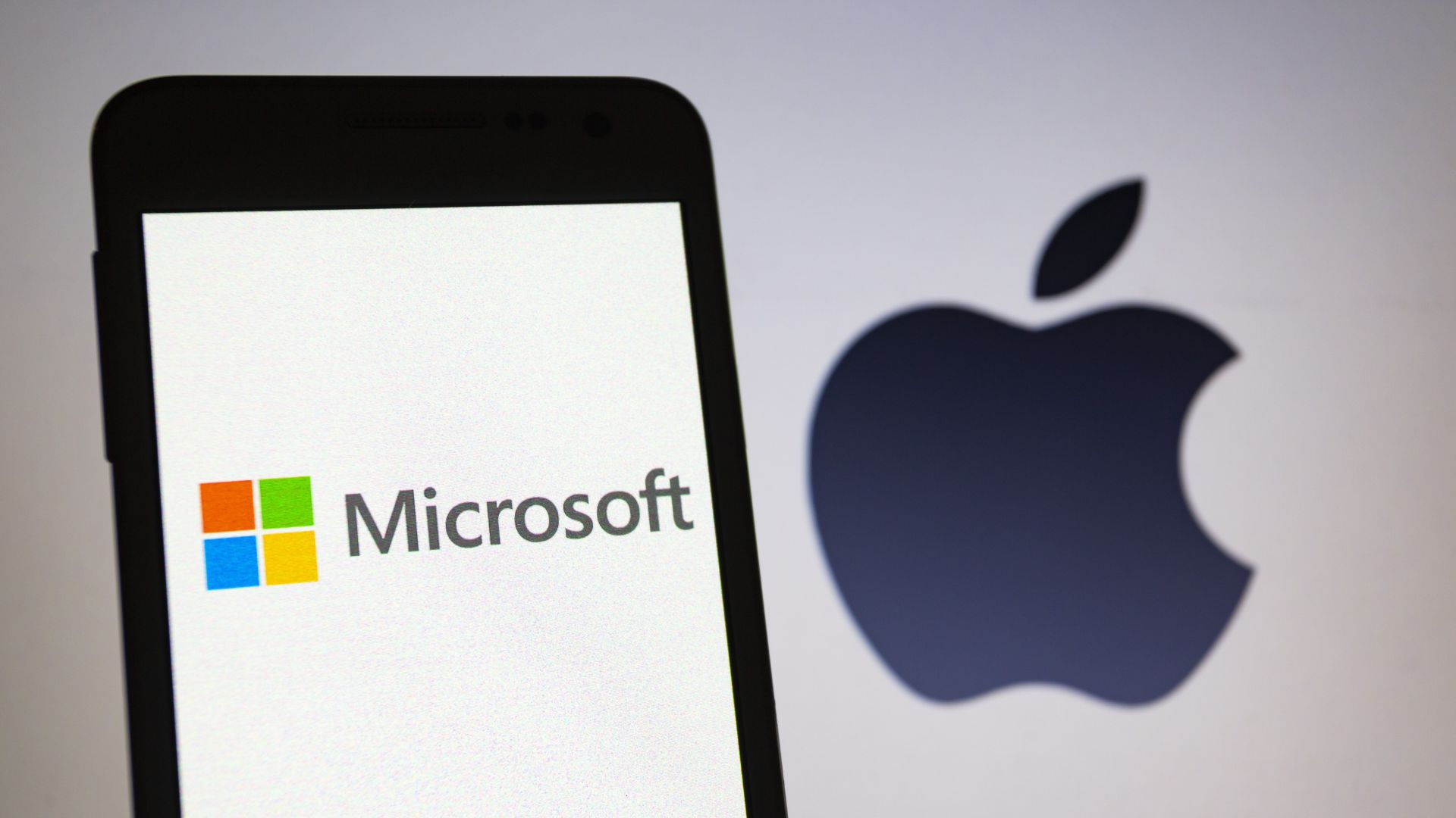 შესაძლოა, Microsoft-მა Apple-ს მსოფლიოს ყველაზე ძვირად ღირებული ...